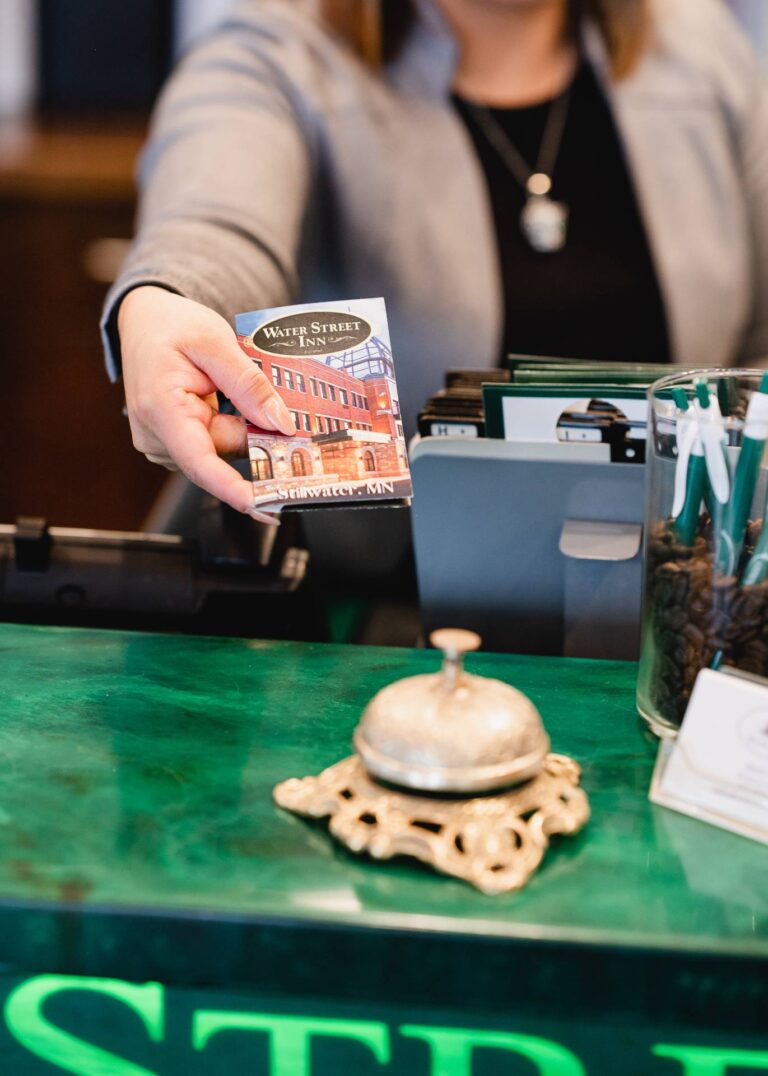 5 Reasons A Water Street Inn Gift Card Makes The Perfect Holiday Gift ...